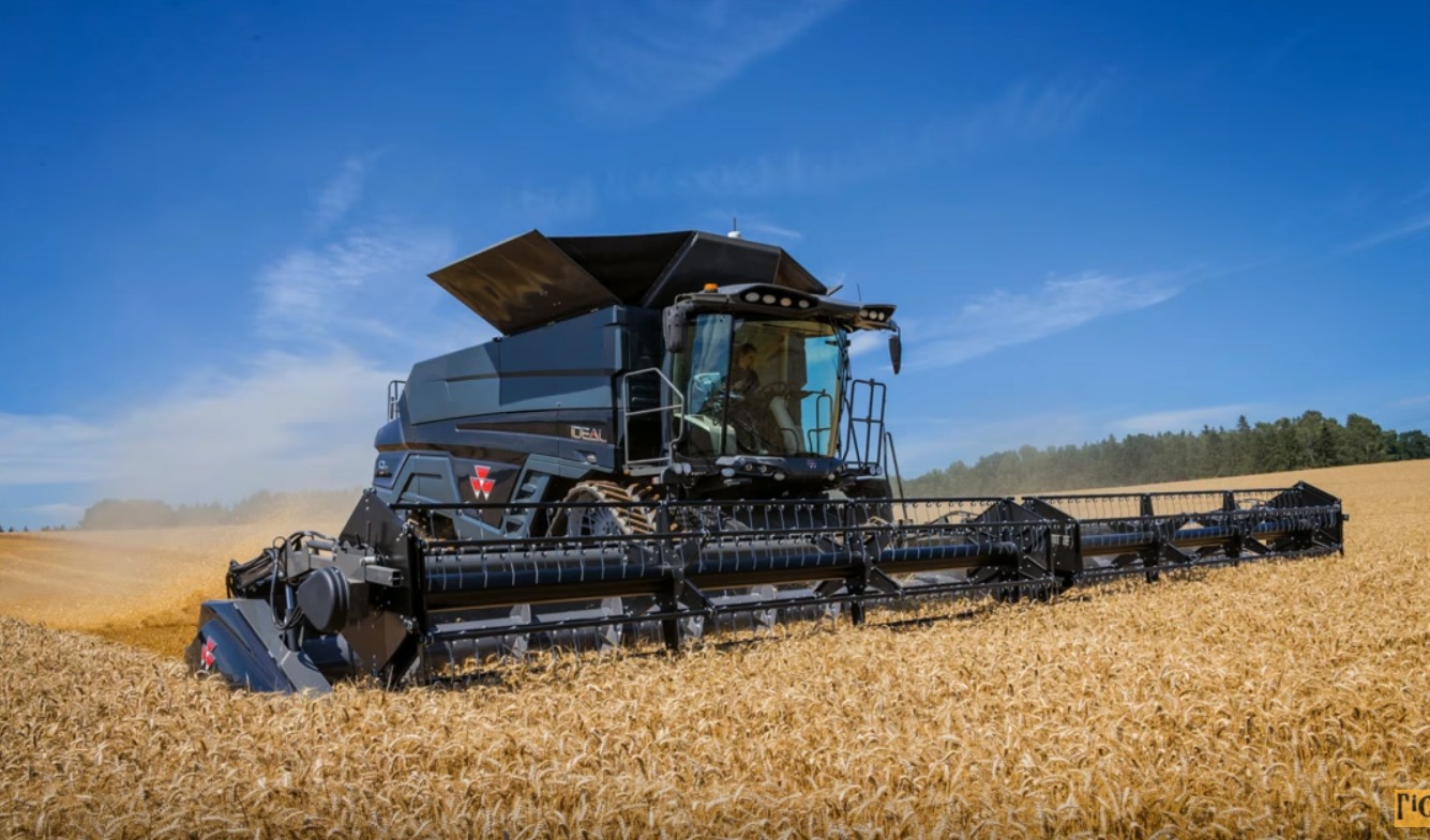 Farming Simulator 2019 – HUGE COMBINE REVEALED and More! - Farming ...