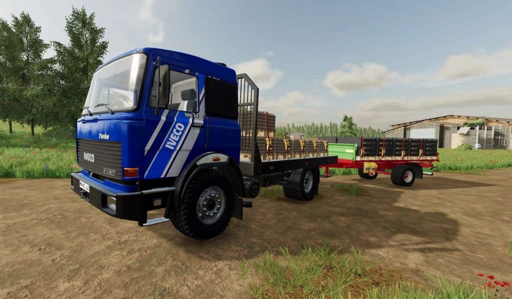 FS22 Iveco 190-38 Custom Autoload v1.3 - FS 22 Trucks Mod Download