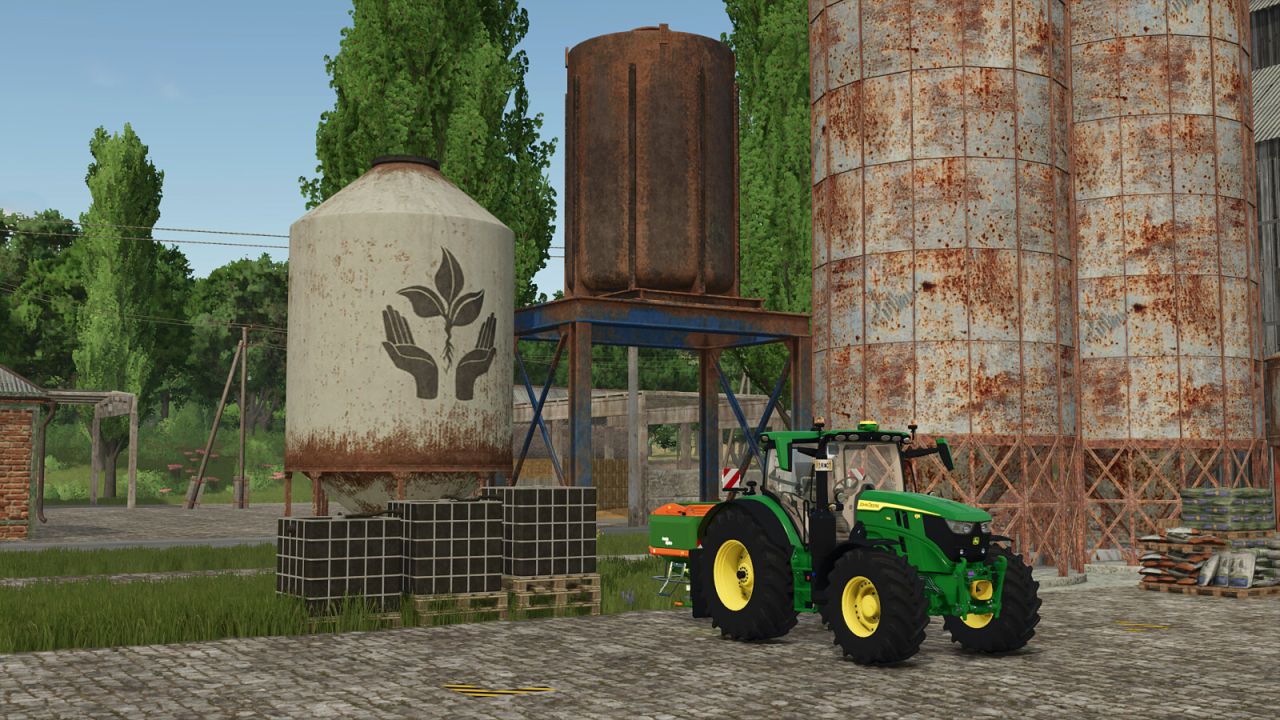 FS25 Refillable Tanks v1.0 - FS 25 Implements & Tools Mod Download